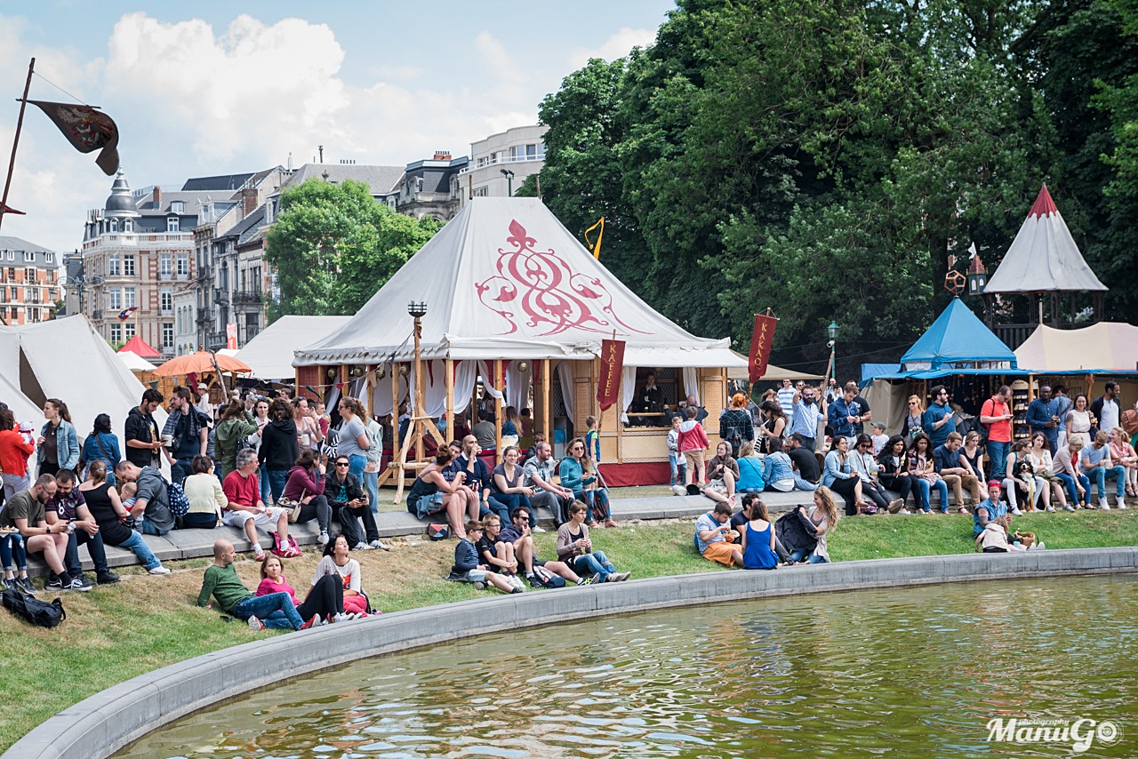 Bouffonneries et hydromel : revivez en photos le 25ème Marché Médiéval ...
