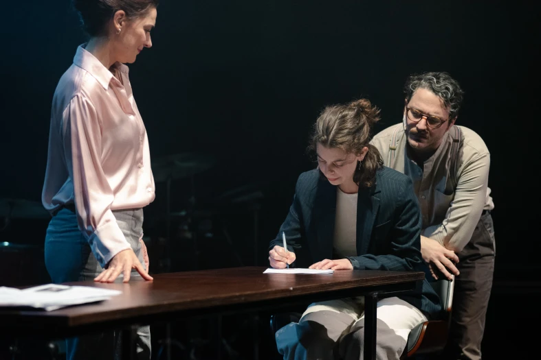 Dream Job(s), le monde du travail impitoyable signé Alex Lorette ...