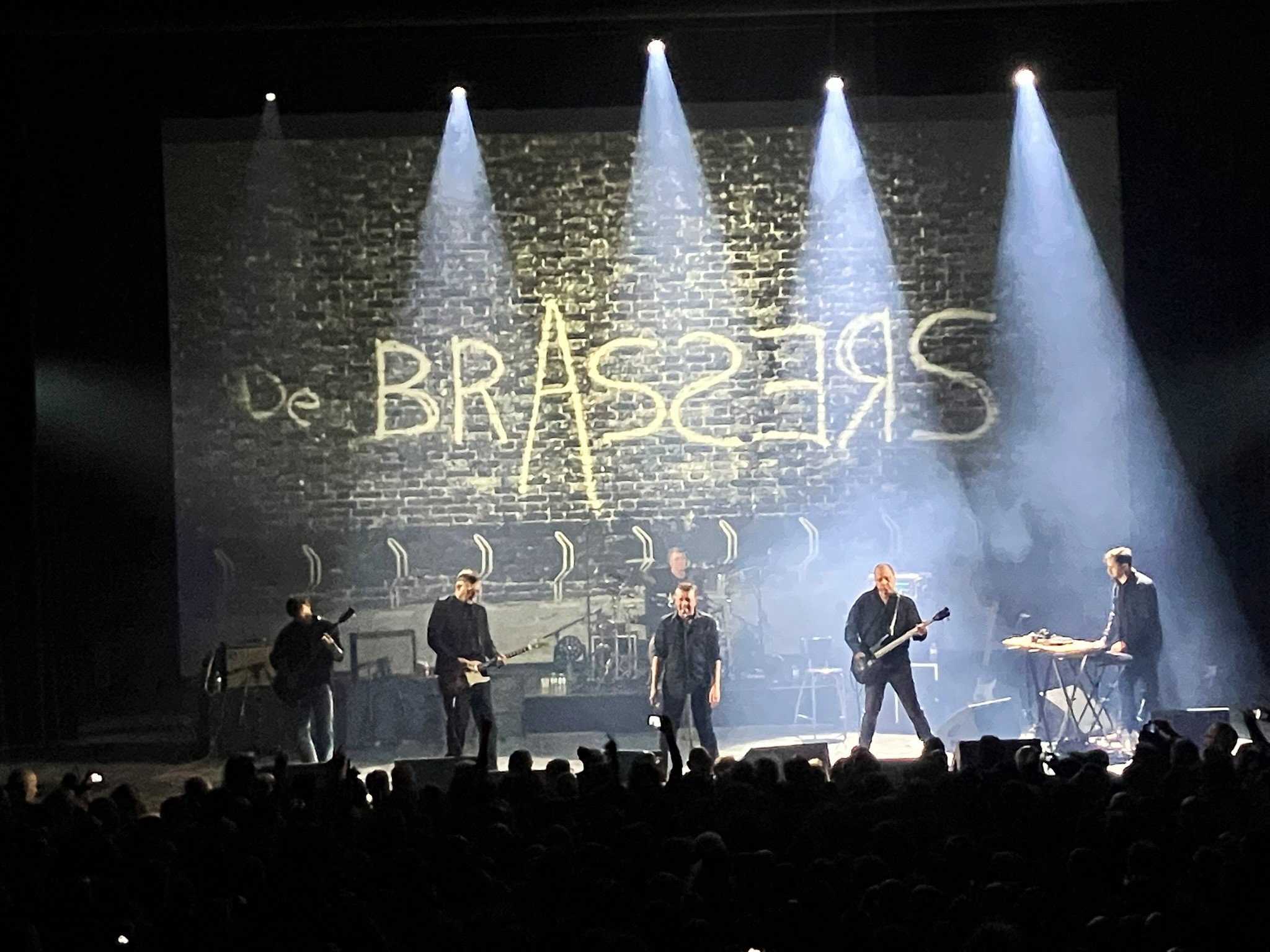 Coldwave is not dead ! La preuve par De Brassers qui pour la dernière ...